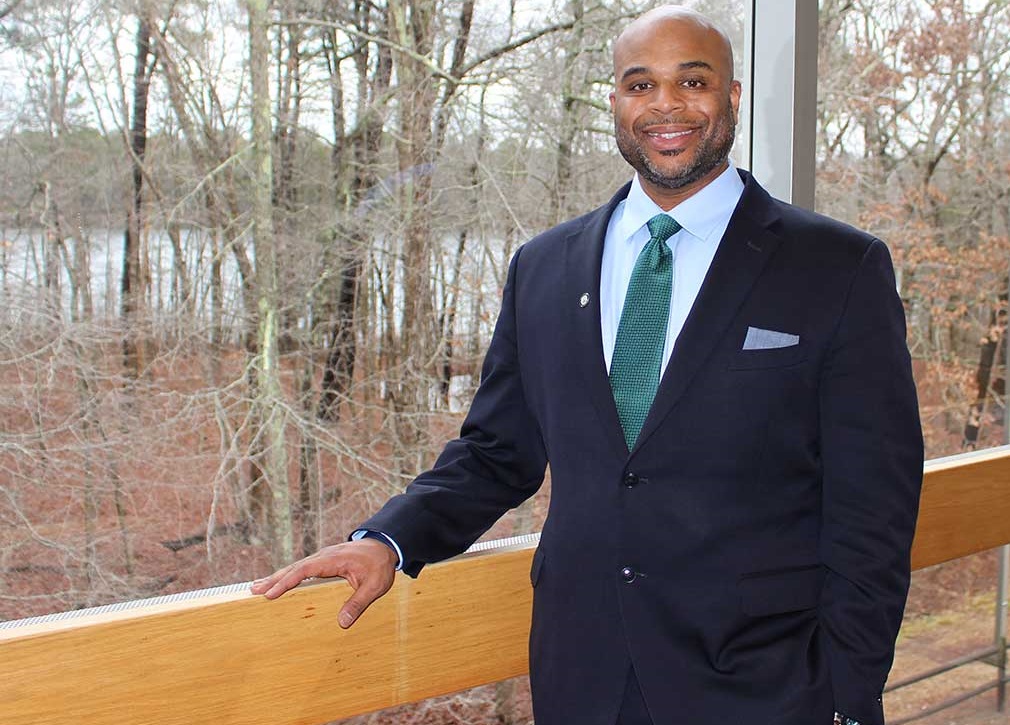 Christopher Catching ’99 – Alumni - Montclair State University