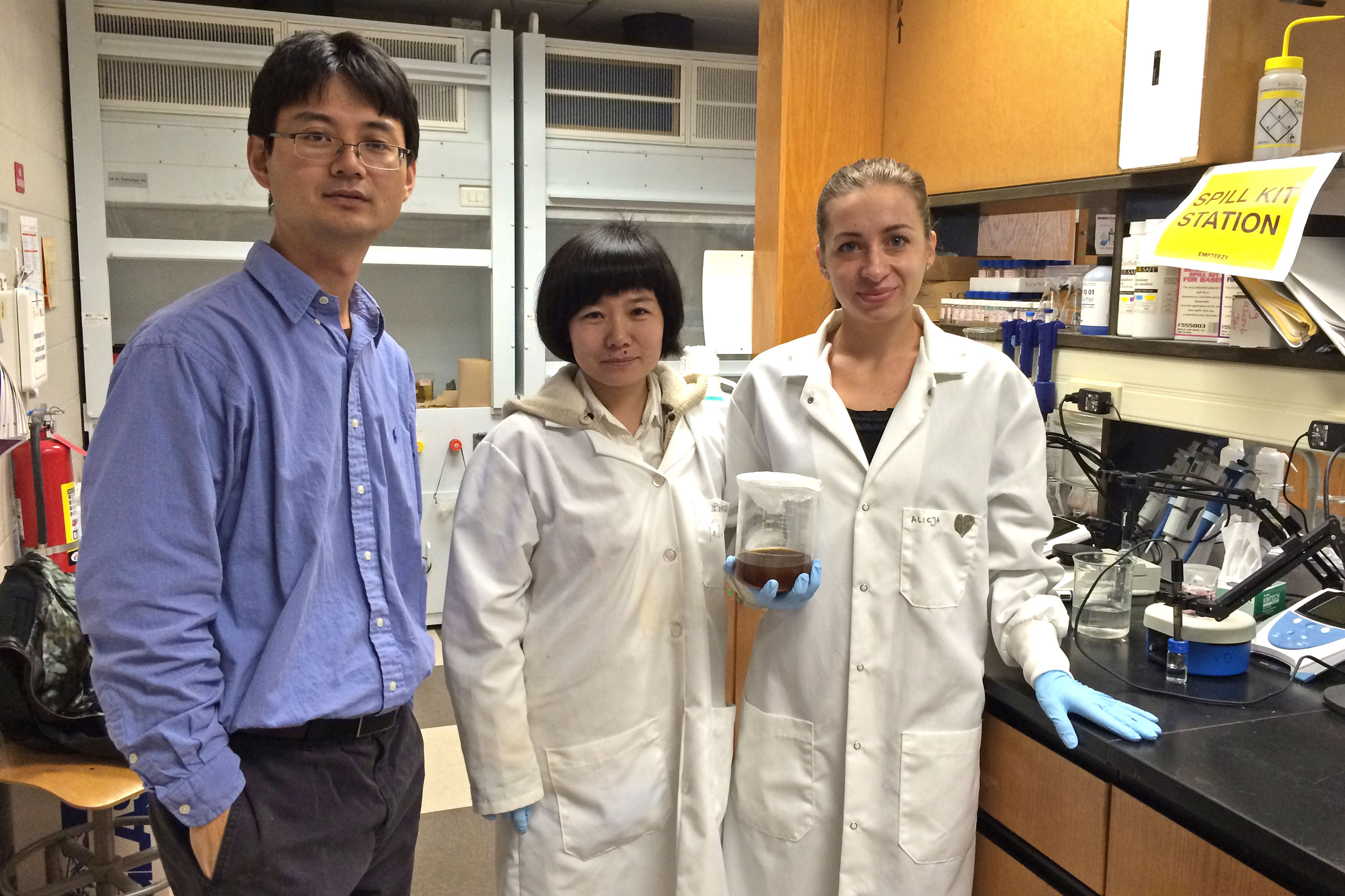 Professor Receives CAPEES/Nanova Frontier Research Award – Earth And ...