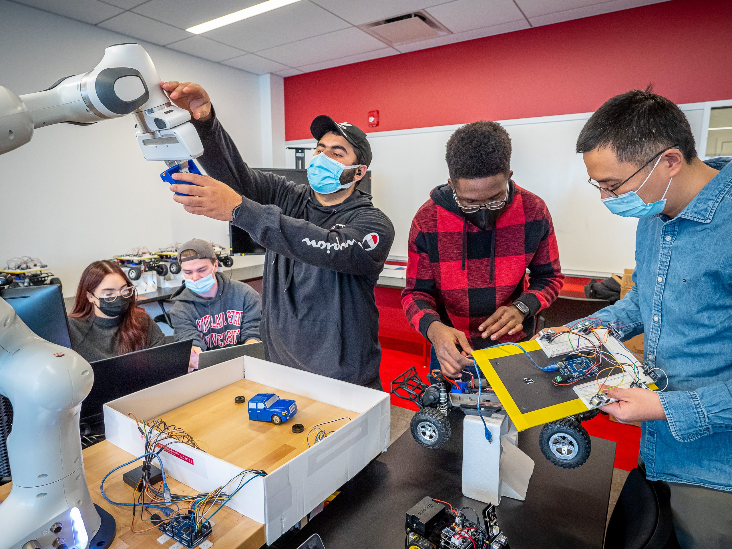 A New Club Goes High Tech – Press Room - Montclair State University