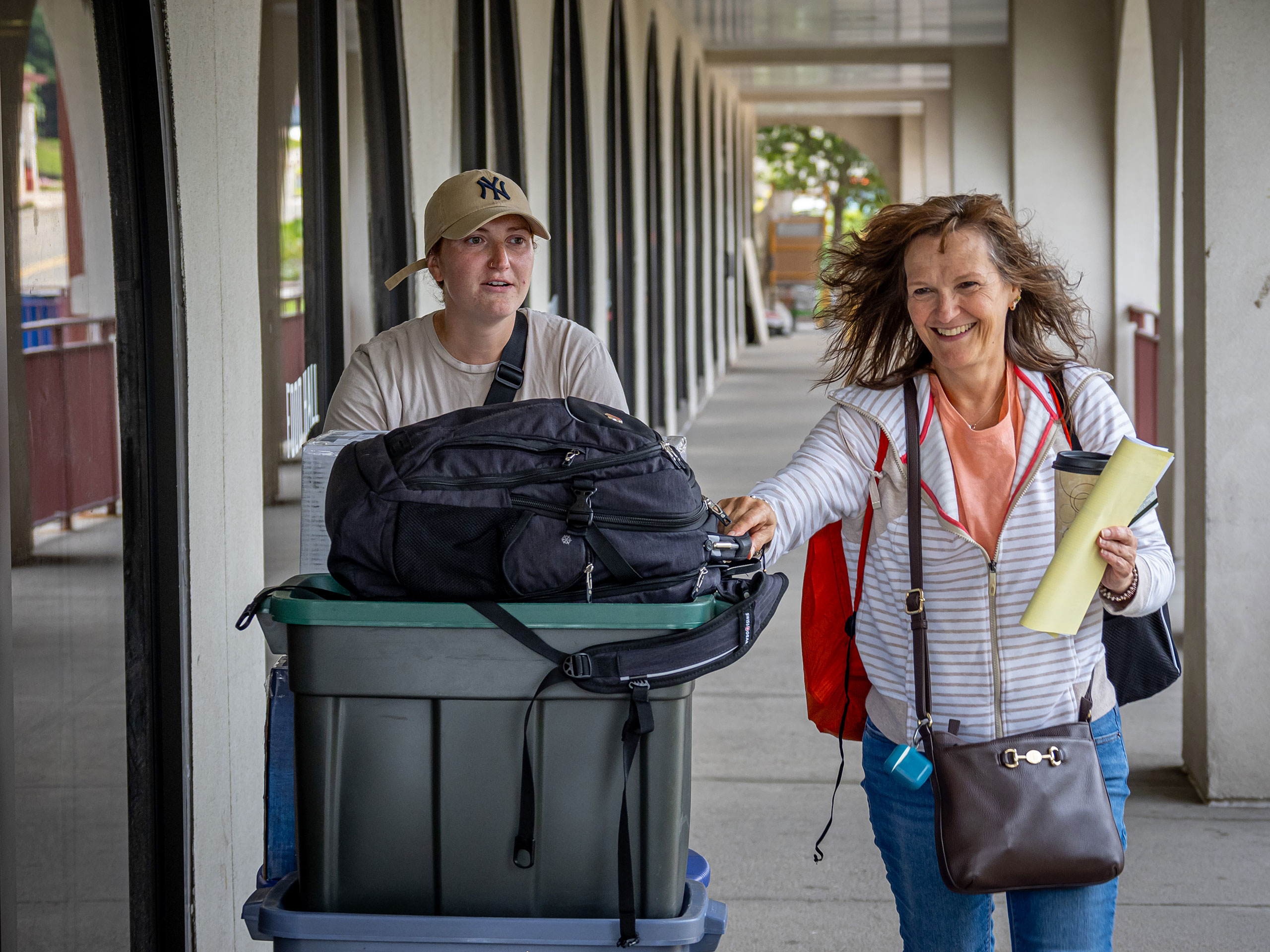College Move-In Day Tips From The Pros: How To Plan, Pack And Say ...