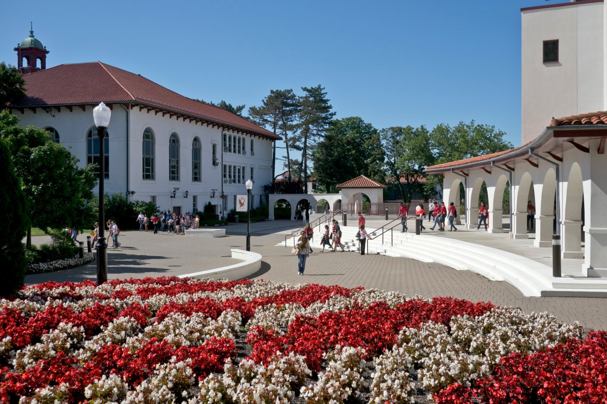 Alumni - Montclair State University