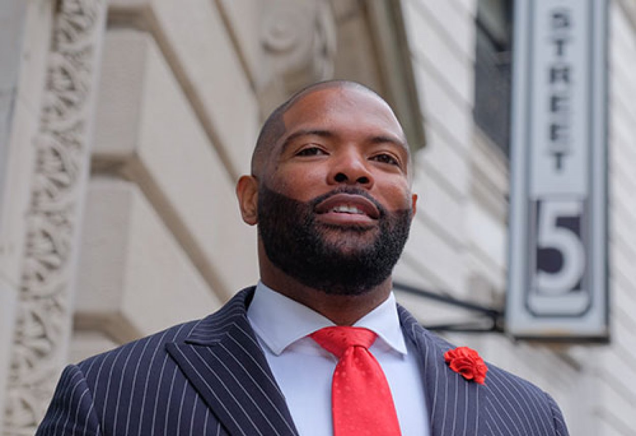 Gemar Mills ’05 Is Passionate About Education – Alumni - Montclair State University