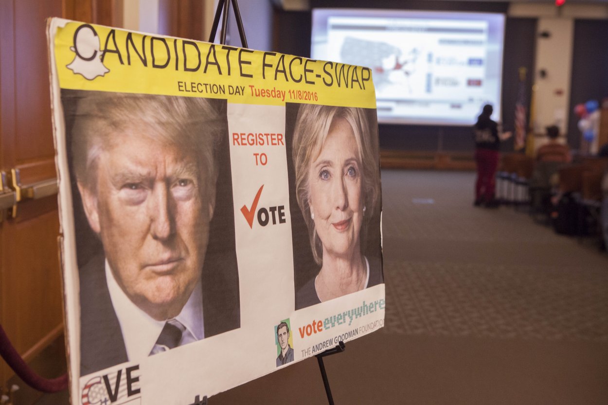 Election Night Viewing Party Photos – College Of Humanities And Social ...