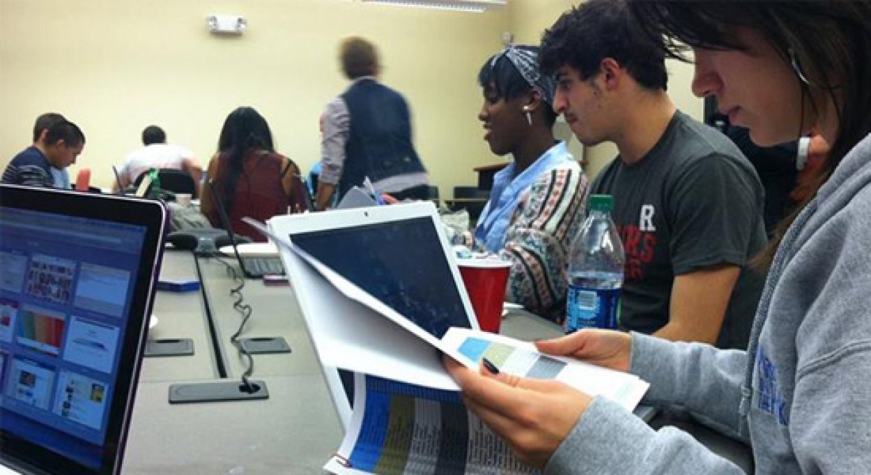 Students Help Generate Interactive Election Map For Media – College Of ...