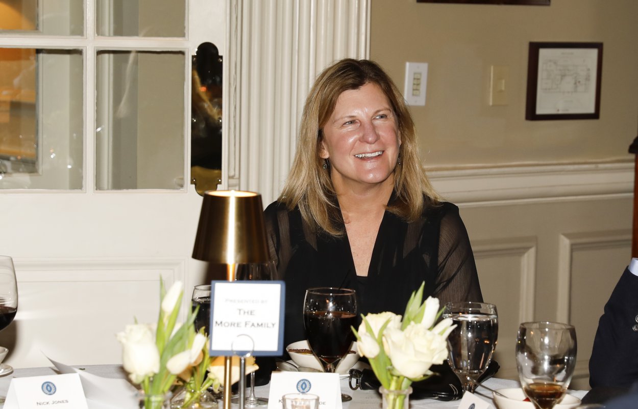 SCM Professor Kelly Whiteside Named Winner Of Prestigious Football ...