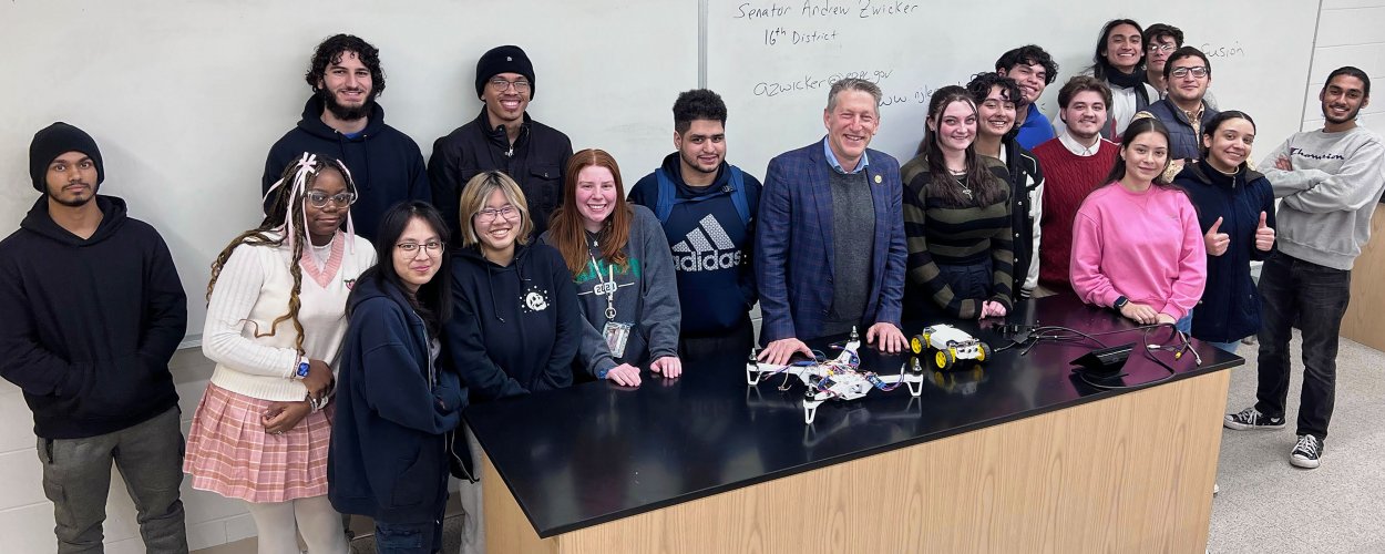 State Senator Andrew Zwicker Visits Physics Club – College Of Science ...
