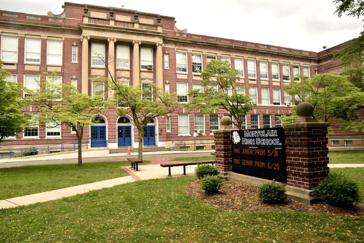 Montclair HS Student Of Italian Interns For Inserra Chair And Italian ...