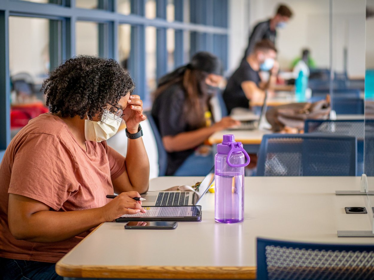 Library Tour – Harry A. Sprague Library - Montclair State University