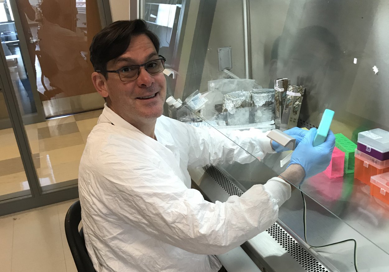 Biology Professor Awarded $1.3 Million NIH Research Advancement Grant ...