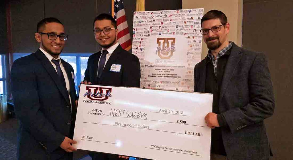 Junior Computer Science Major Part Of Winning Team In Pitch Competition ...